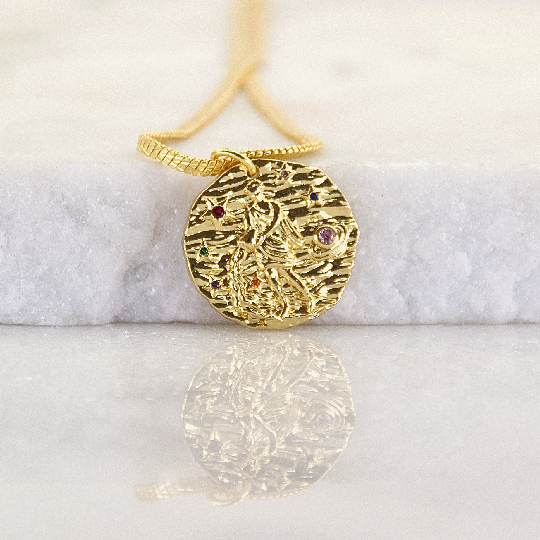 Aquarius Golden Age Zodiac Pendant – veluna
